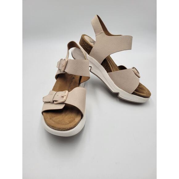 Sofft | Shoes | Sofft Womens Sz 95 Castello Sporty Leather Tapioca ...